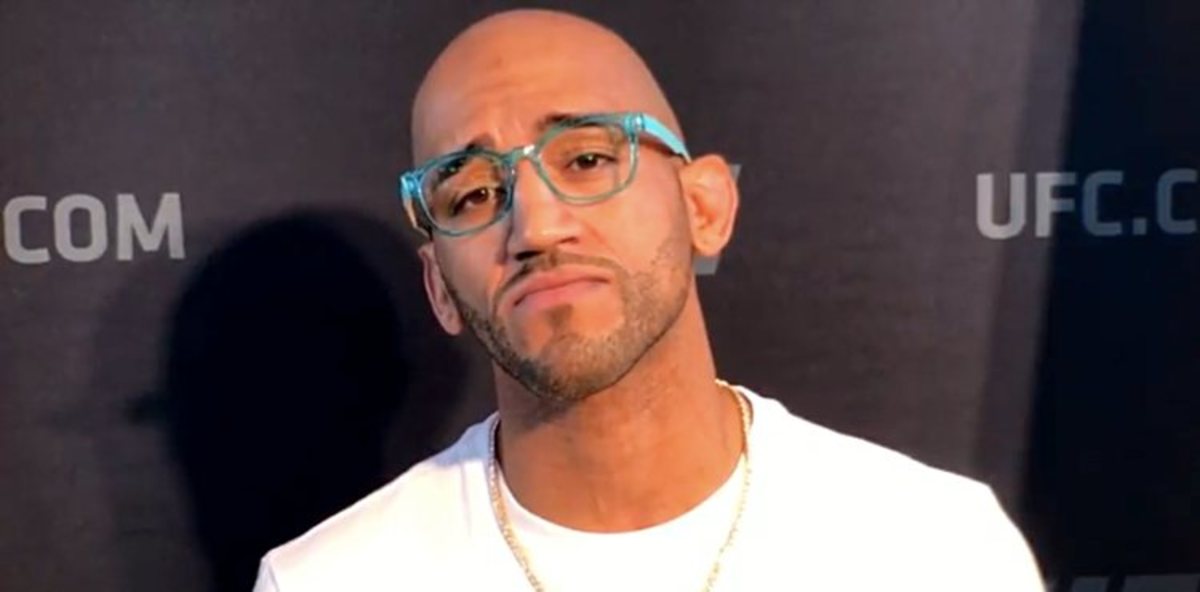 Mike Jackson Bloodies CM Punk, Cruises to Victory (UFC 225 Results ...