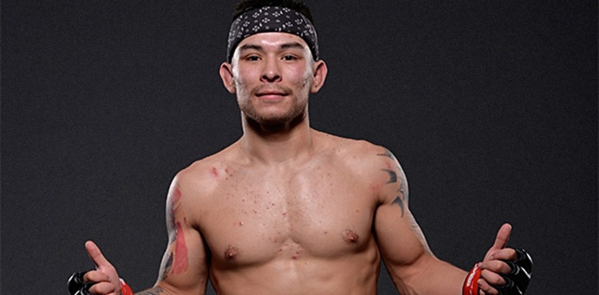 Watch Ray Borg Tap Out Chris Kelades (UFC 215 Free Fight) - MMAWeekly ...