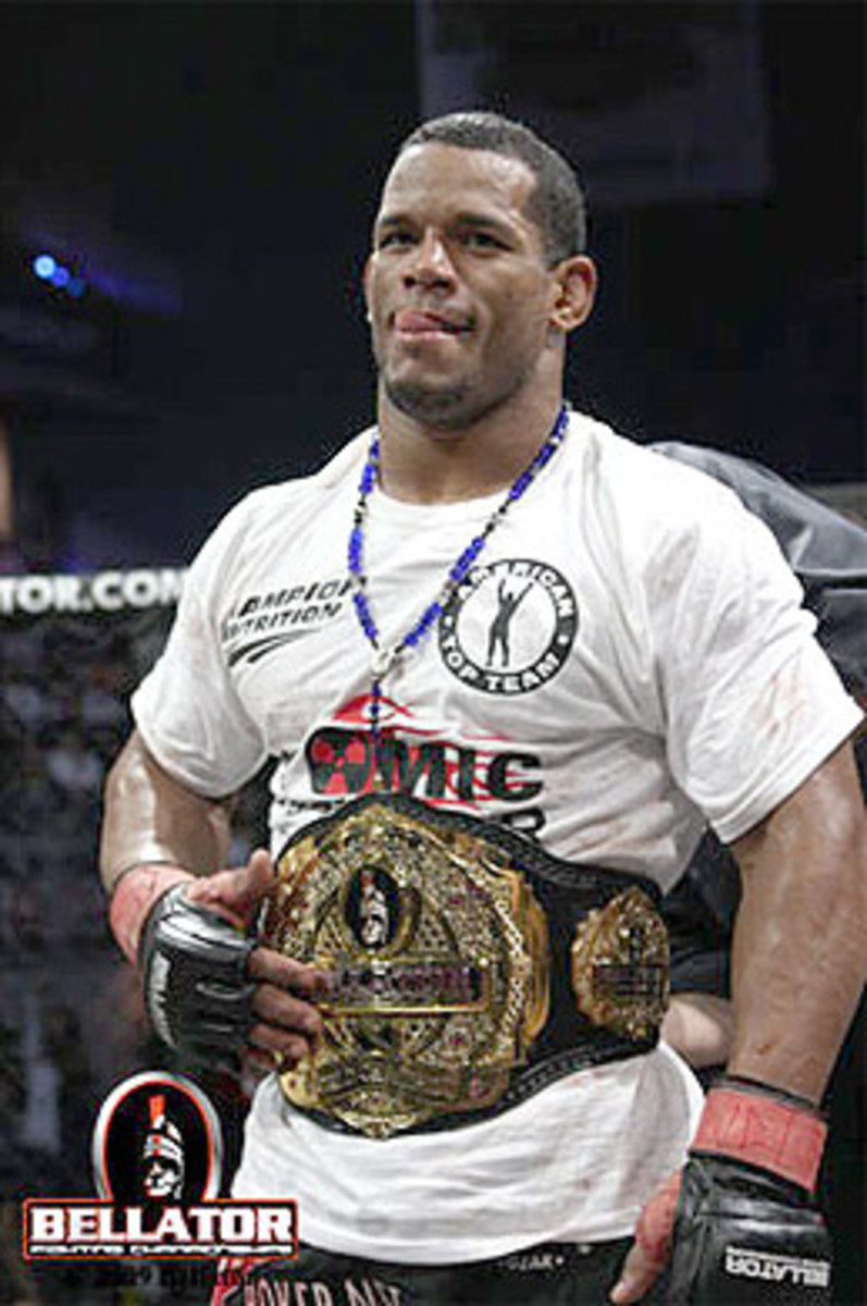 Champ Hector Lombard Face Trevor Prangley at Bellator 58 - MMAWeekly ...