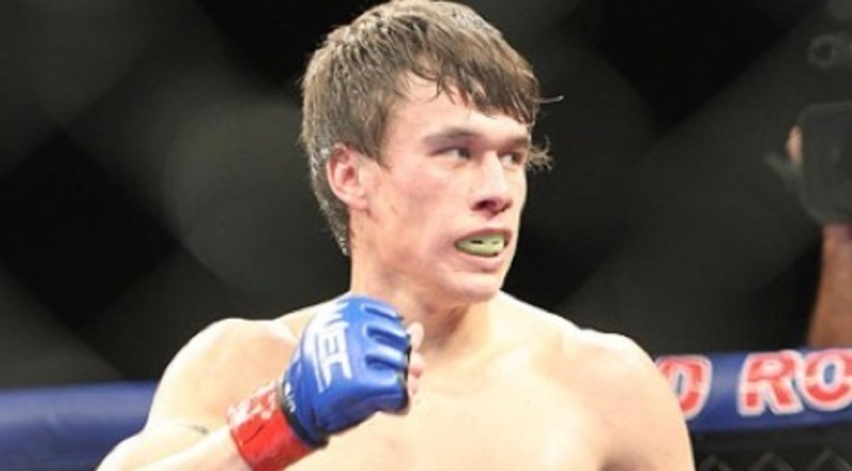 Former Champ Brian Bowles Returns at UFC 160 Against George Roop ...