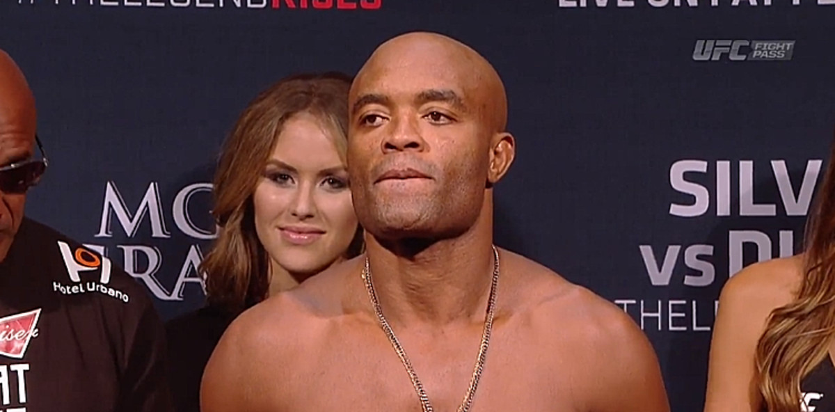 Anderson Silva Thought He Broke His Leg Again During Bisping Fight ...