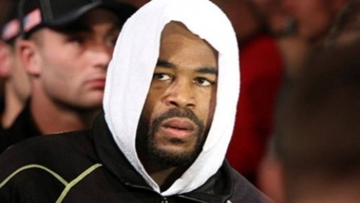 UFC 156 Pre-fight Video: Rashad Evans Had to Step Away and Miss ...
