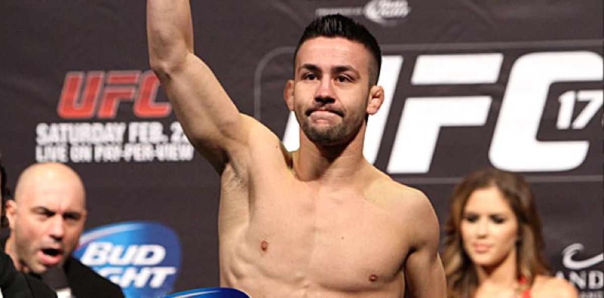 Pedro Munhoz Scores First-Round Finish of Rob Font (UFC Sao Paulo ...