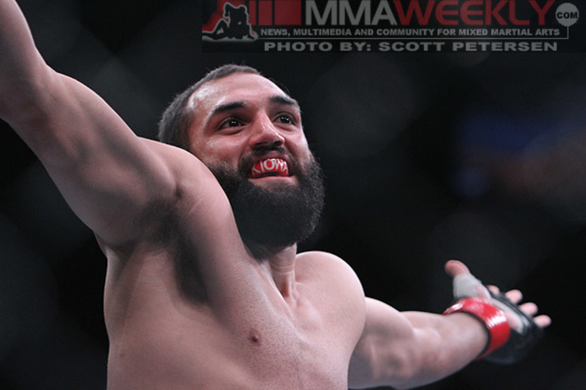 Johny Hendricks vs. Mike Pierce Latest Addition to UFC 133 in ...