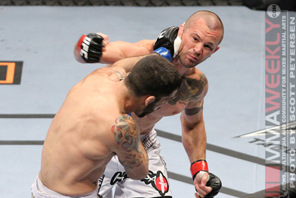 Chris 'Lights Out' Lytle is Fighting the Good Fight Outside of the UFC ...