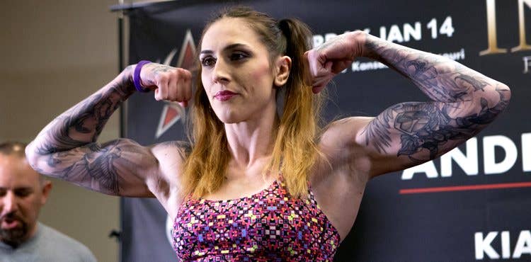 Megan Anderson Scores the TKO Over Cat Zingano at UFC 232 - MMAWeekly ...