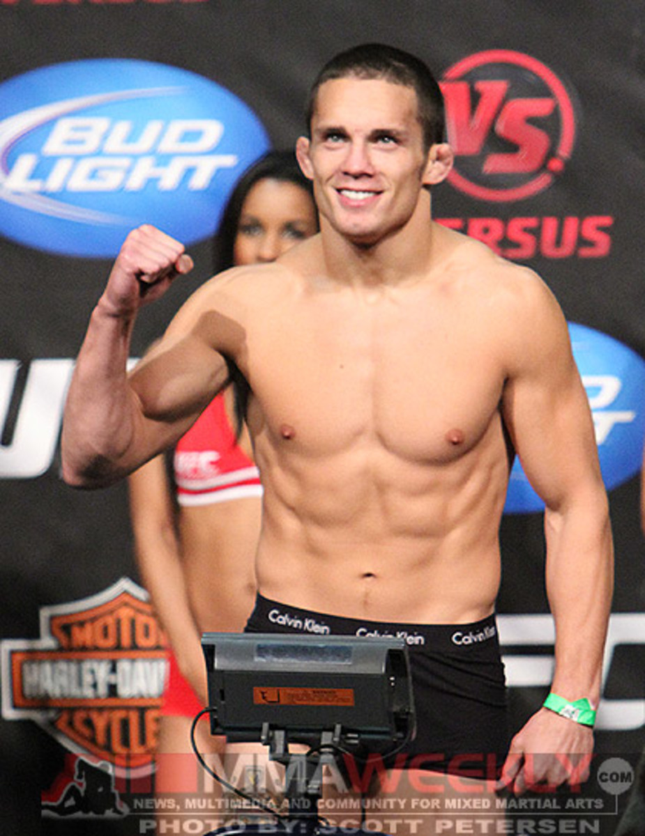UFC Fight Night 25 Fighter of the Night: Jake Ellenberger is Here, Loud ...