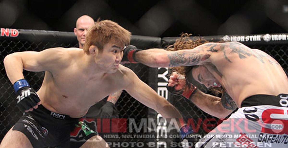 UFC 125 Play-by-Play: Clay Guida vs. Takanori Gomi - MMAWeekly.com ...