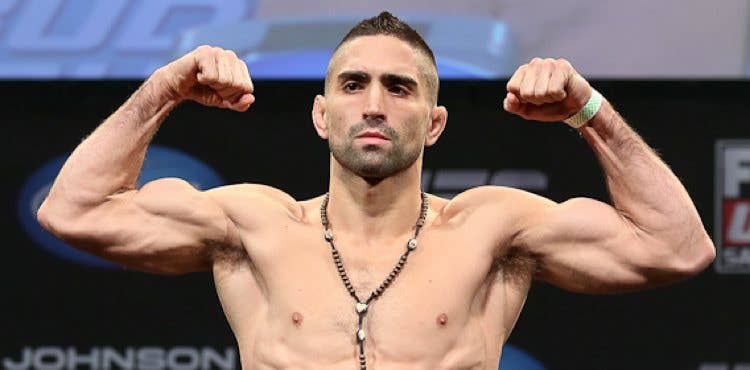 Ricardo Lamas Overcomes Over-Weight Charles Oliveira (UFC Mexico City ...