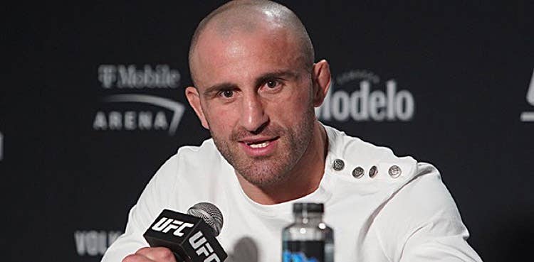 Featherweight champ Alexander Volkanovski will serve as backup for UFC ...