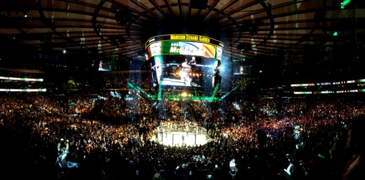 UFC 205: Alvarez vs. McGregor Post-Fight Press Conference Video Replay ...