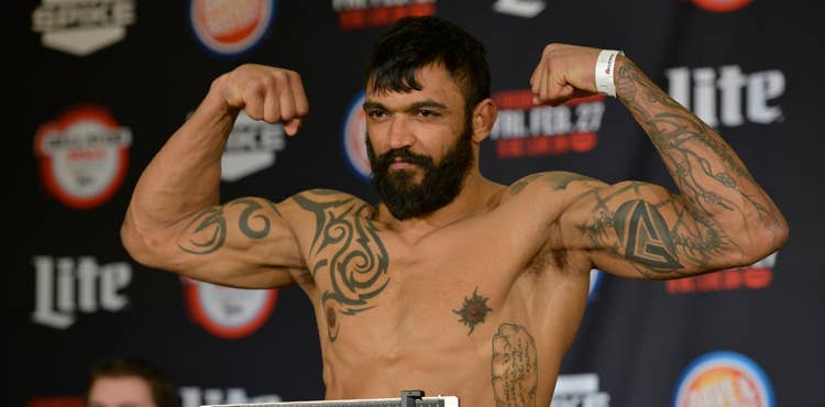 Former Champion Liam McGeary Smashes Brett McDermott (Bellator 173 ...
