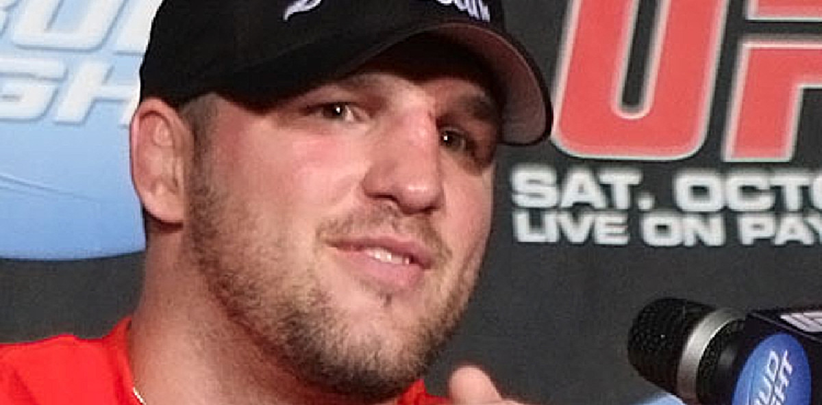 Matt Hamill Wins First Fight in 5 Years in Devastating Fashion (video ...