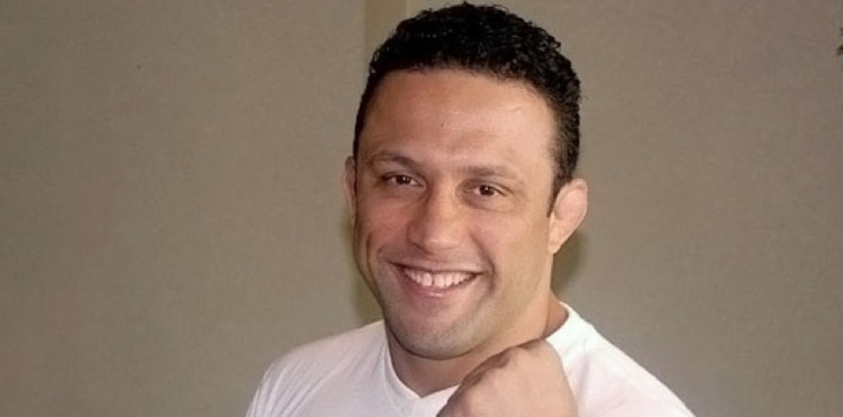 Video: Renzo Gracie Shows His Leg Lock Techniques - MMAWeekly.com | UFC ...