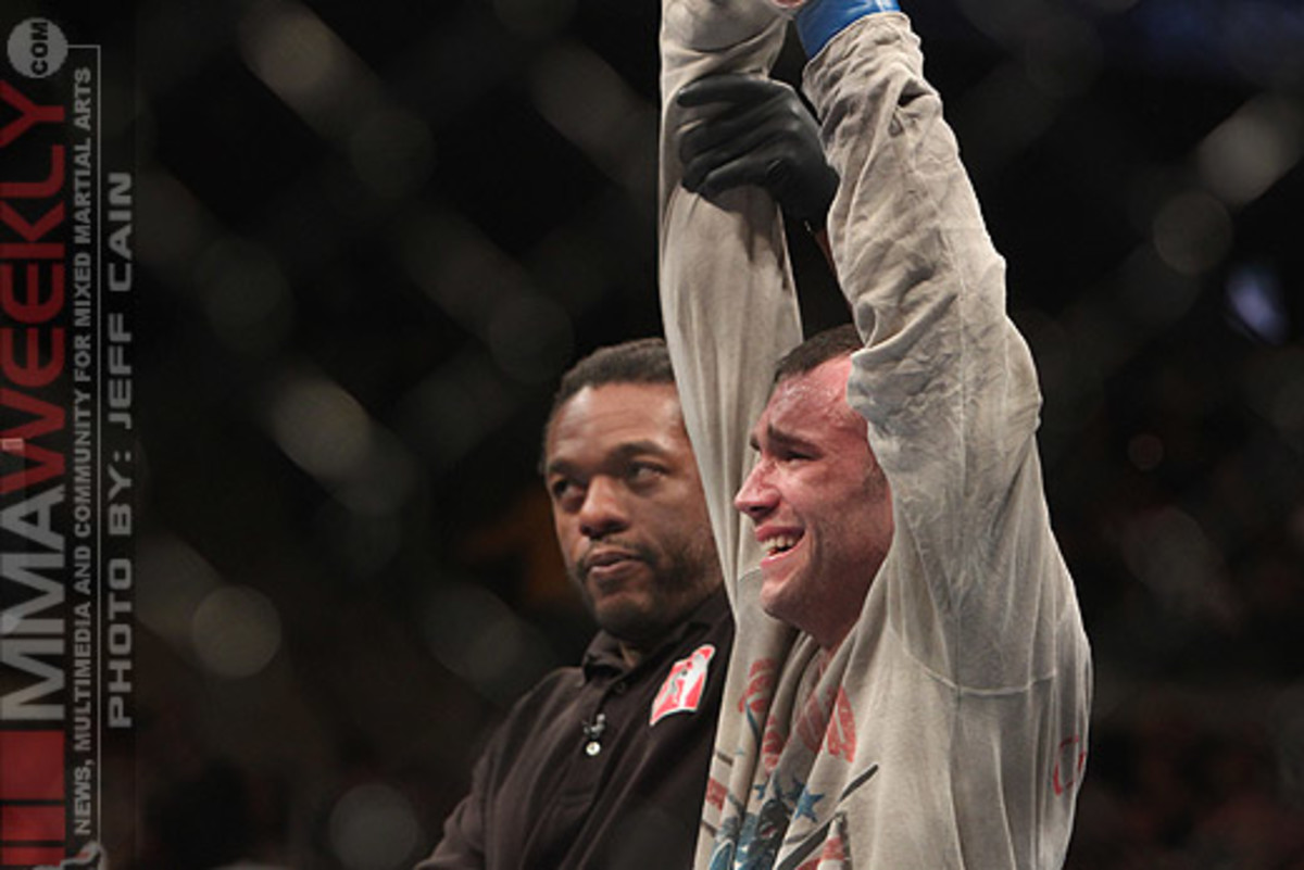 Former UFC Welterweight Brian Foster Signs with Bellator - MMAWeekly ...