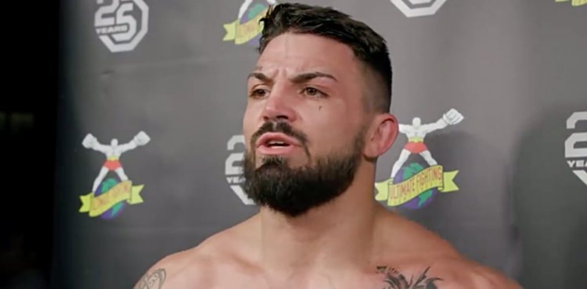 Video: Mike Perry punches man in restaurant, charged with assault ...