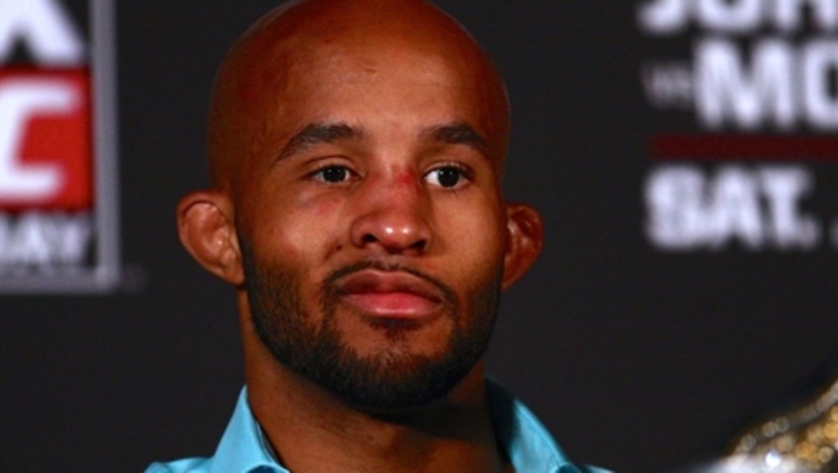 Watch The UFC on Fox 10 Fight Club Q & A Featuring Demetrious Johnson ...