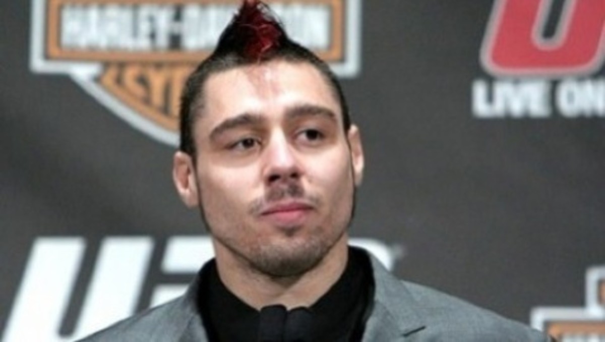 Dan Hardy Wants to Fight Again, but Wolff Heart Keeps His Future ...