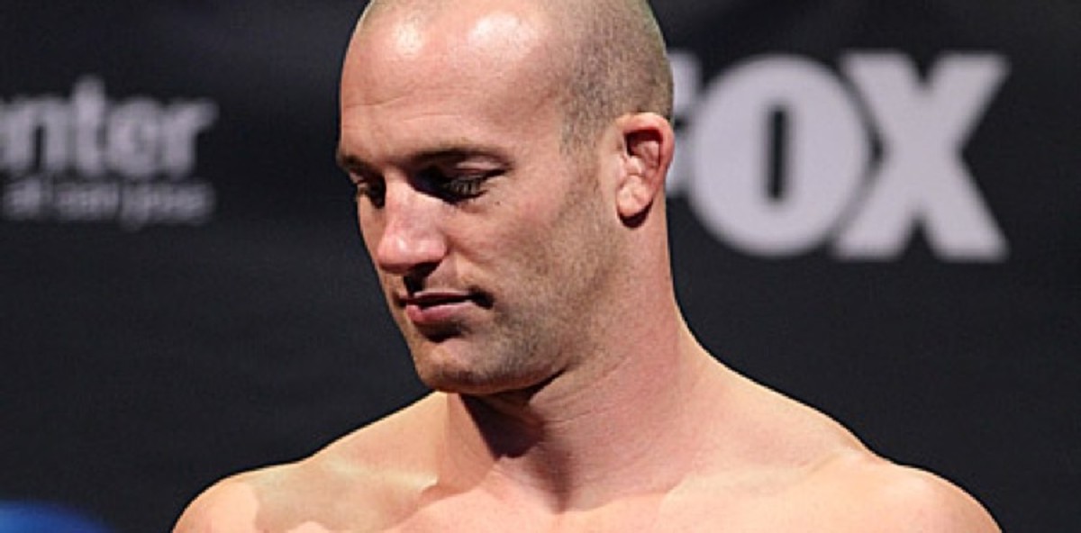 Patrick Cummins Survives to Decision Gian Villante (UFC on FOX 25 ...