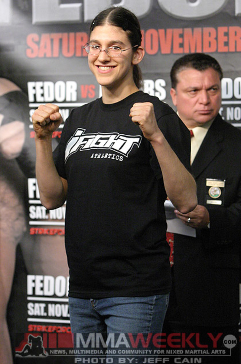 Roxanne Modafferi Released From Strikeforce Following Loss - MMAWeekly ...