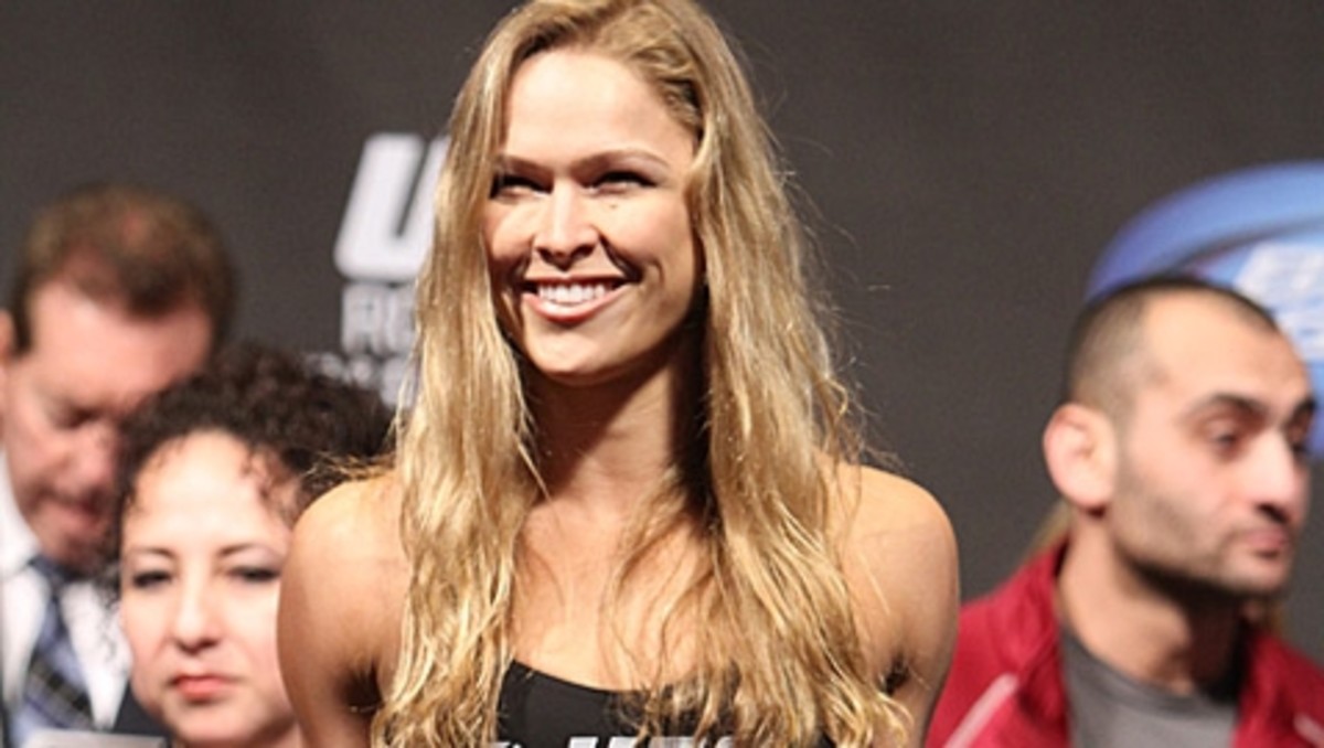 Ronda Rousey is Pulling for Anderson Silva to Beat Chris Weidman at UFC ...