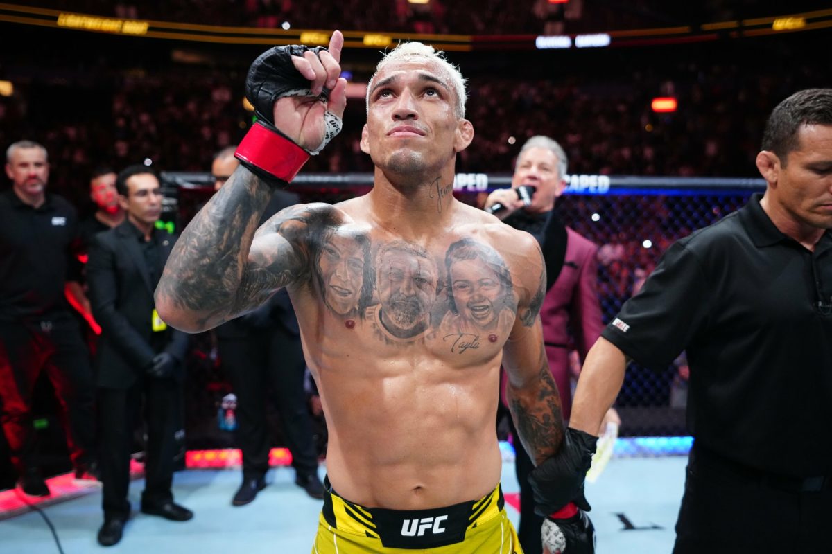 UFC 289: Charles Oliveira stops Beneil Dariush with first-round TKO ...