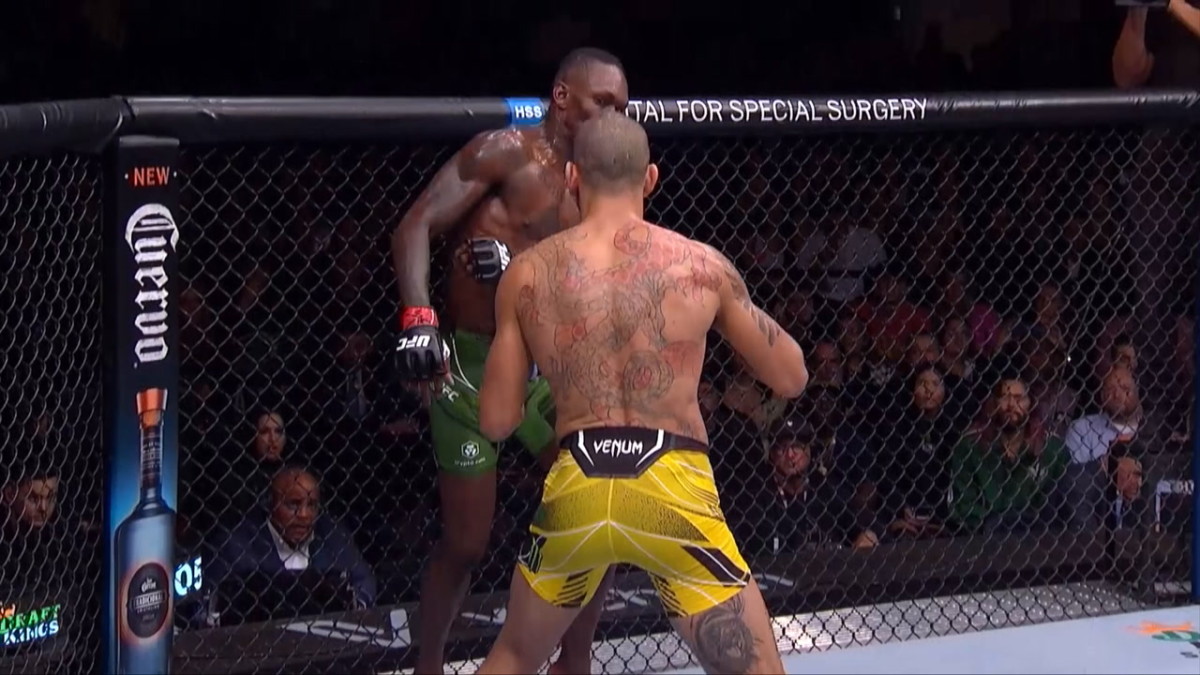 UFC 287: Israel Adesanya vs Alex Pereira 2 Highlights - MMAWeekly.com ... UFC 287: Israel Adesanya vs Alex Pereira 2 Highlights - MMAWeekly.com ...