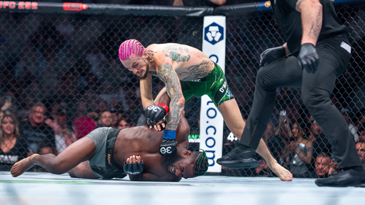 UFC 292 full fight video: Sean O'Malley KO's Aljamain Sterling ...