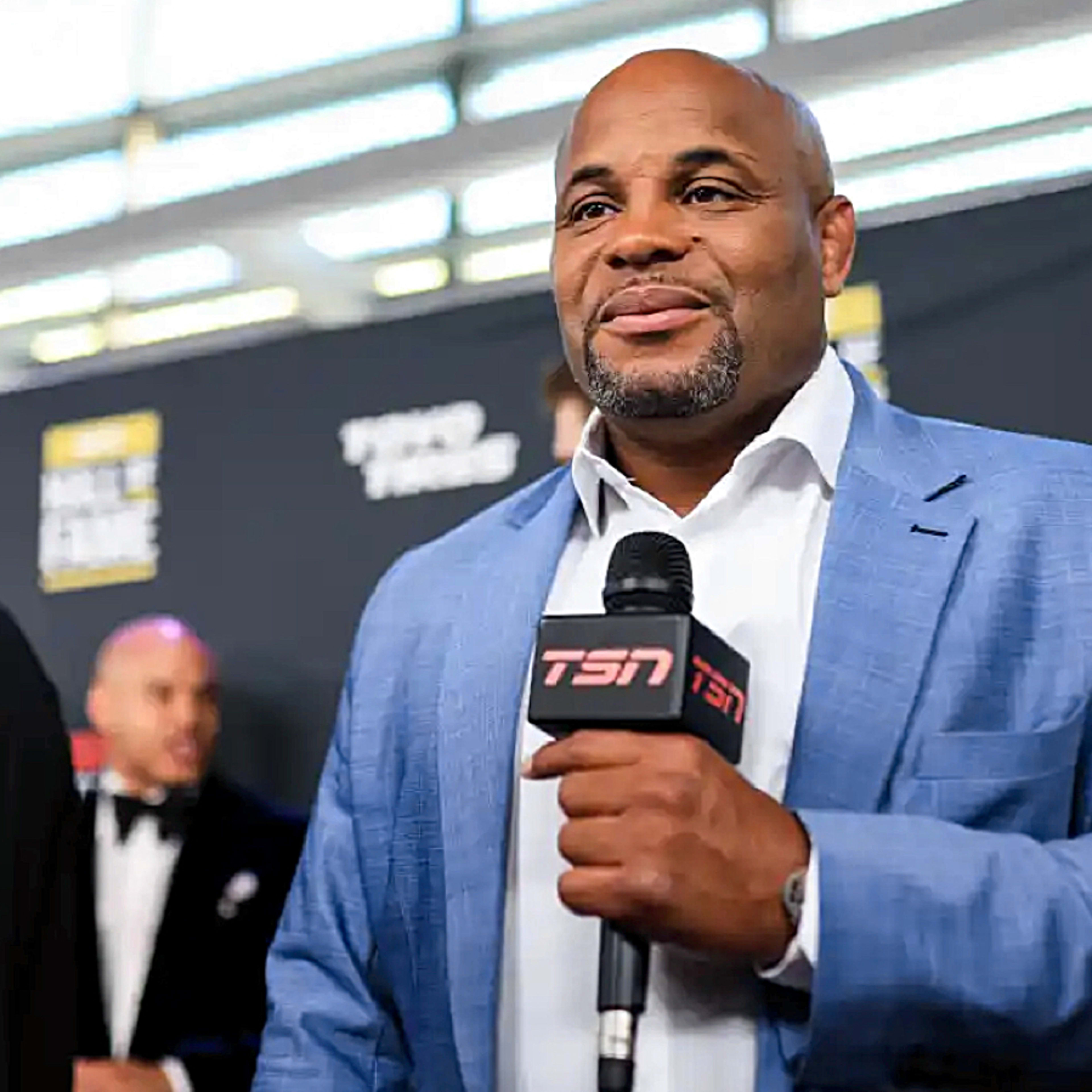 Benoit Saint Denis taps out Maurício Ruffy in UFC Paris co-main event ...