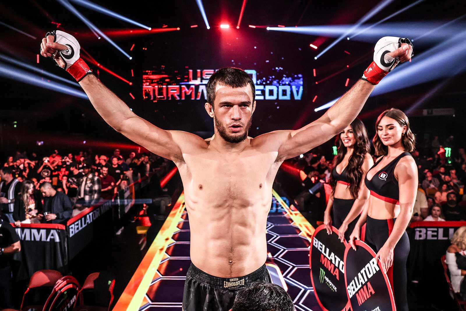 Bellator 300 Main Card Photo Gallery - MMA Weekly