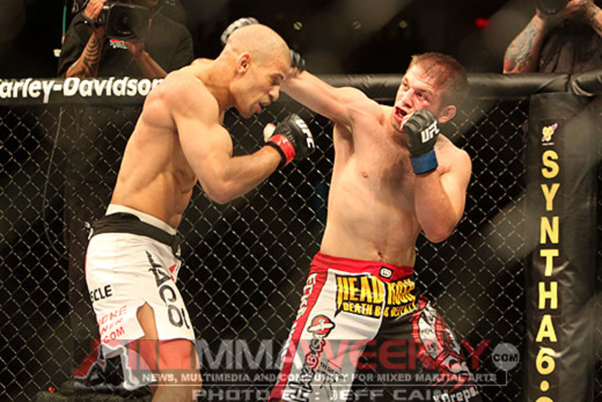 UFC 118 Results and Play-By-Play - MMAWeekly.com | UFC and MMA News ...