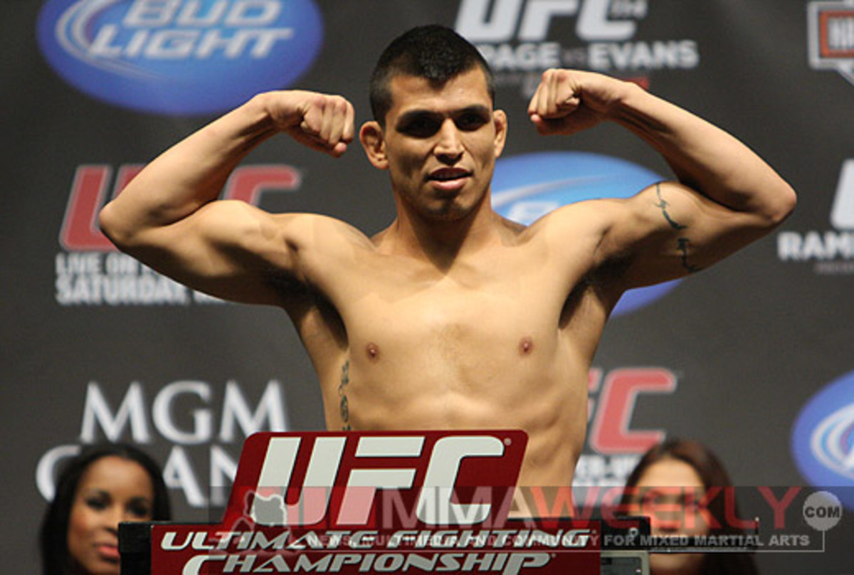 TUF Winners Mac Danzig and Efrain Escudero Square Off at UFC 145 ...