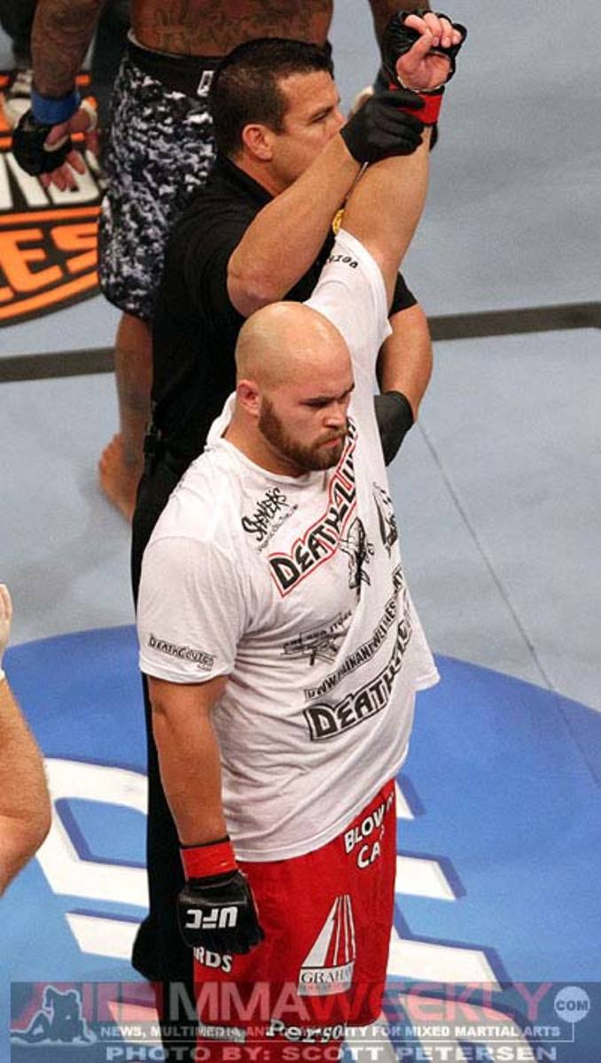 UFC 121: Lesnar vs. Velasquez Live Results and Play-by-Play | MMAWeekly.com