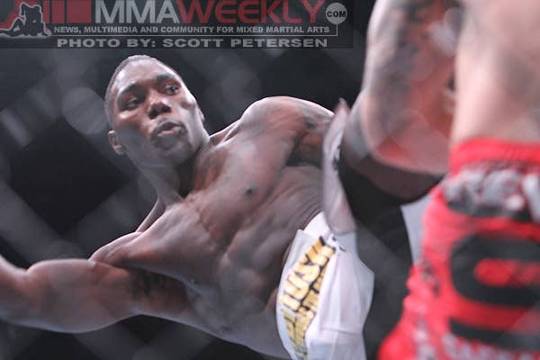 Anthony Johnson Debuts at Light Heavyweight, Braulio Estima Makes MMA ...