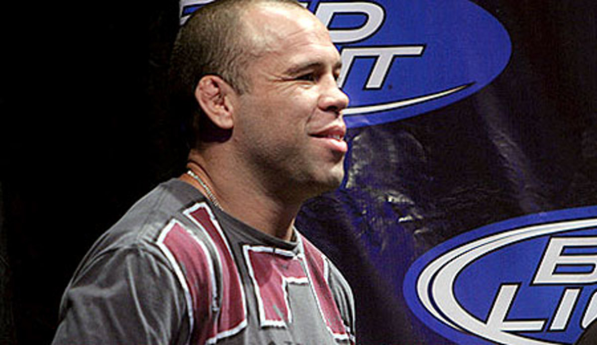Wanderlei Silva Talks UFC 139 and his Junior 'Axe Murderer' - MMAWeekly ...