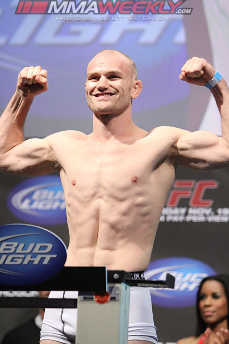 UFC 139 Results: Martin Kampmann Outlasts Rick Story - MMAWeekly.com ...