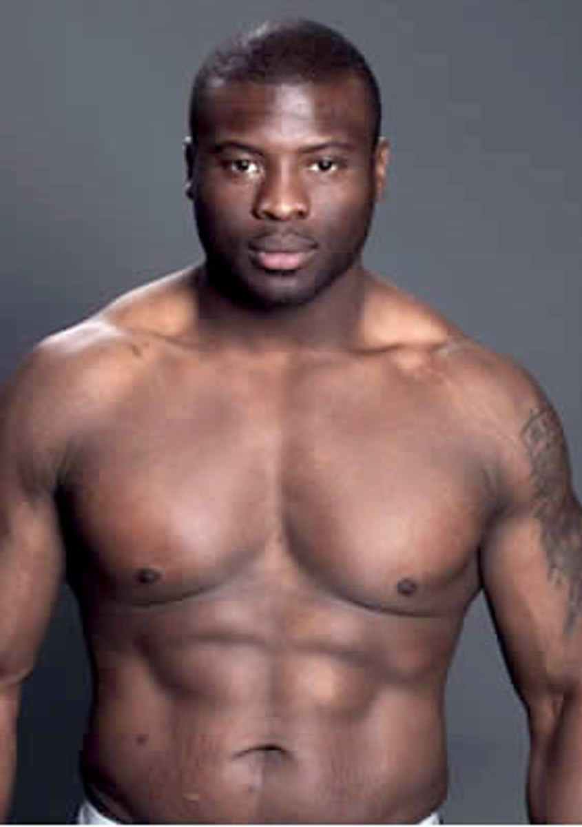 Antwain Britt Ready to Shake Up the 185ers - MMAWeekly.com | UFC and ...