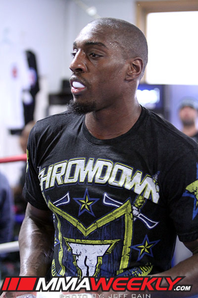 Fighting a Brazilian in Brazil, Phil Davis Already Knows He's the Bad ...