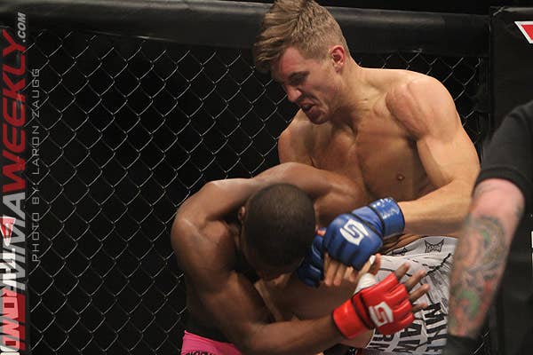 Strikeforce Barnett vs. Cormier Play-by-Play: Nah-Shon Burrell vs ...