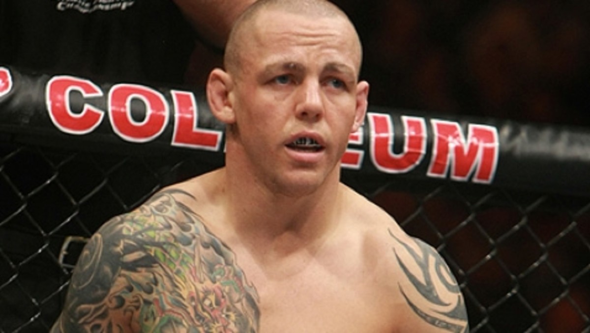 Ross Pearson Injures Knee, Out of Melvin Guillard Rematch; Michael ...