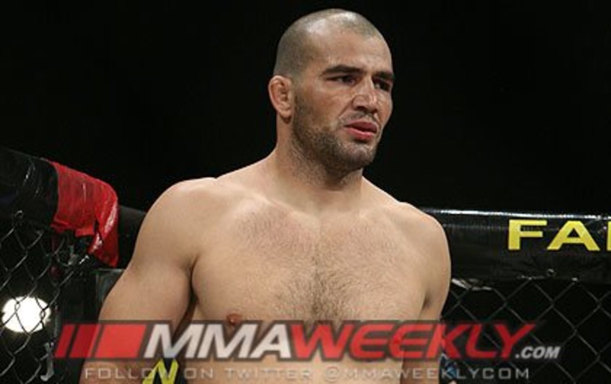 Glover Teixeira Reportedly Suffered a Torn Labrum in Jon Jones Fight ...