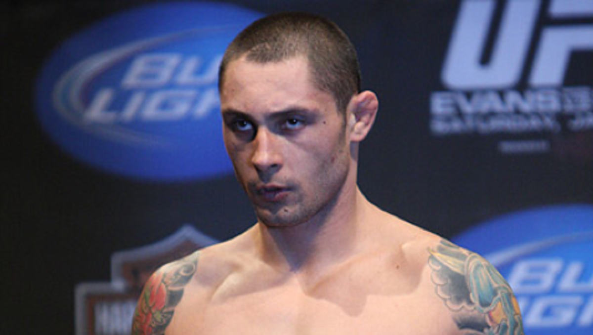 Thiago Silva Given $25,000 Bond; Manager Working to Find Fights ...