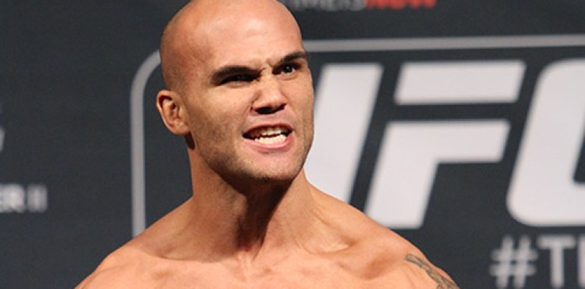 UFC 181 Results: Robbie Lawler Earns Title with Split Decision over ...