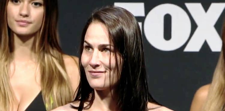 Jessica Eye Promises the Best is Yet to Come Now That She's Back at ...